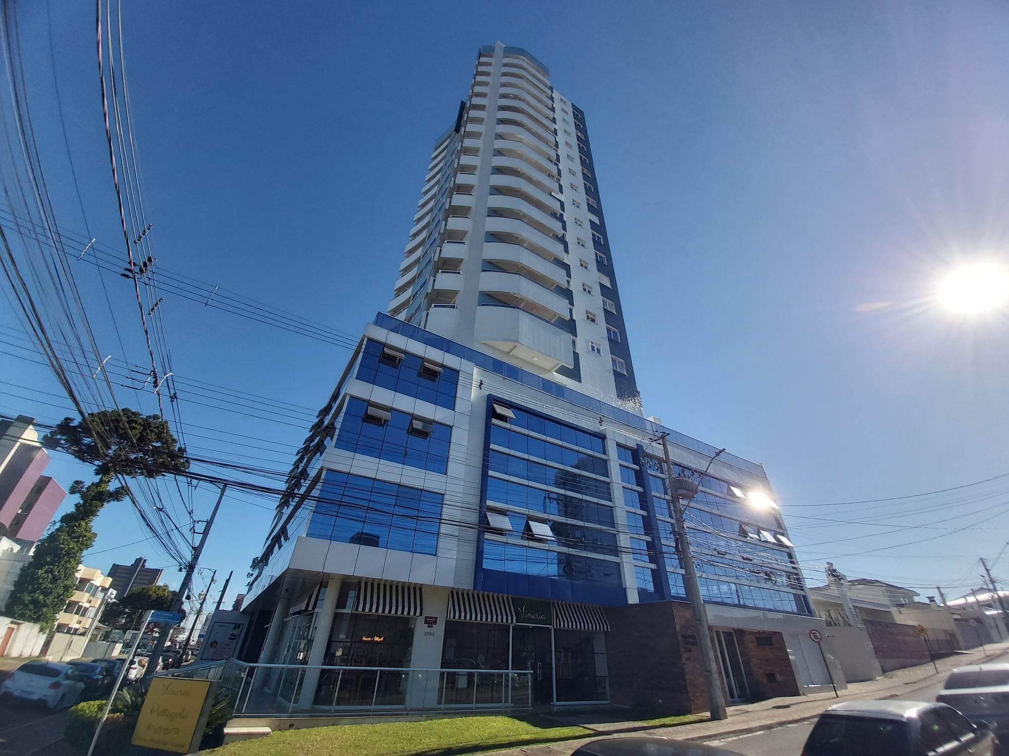 Lares Imoveis | EDIFÍCIO RESIDENCIAL GRAND TRIANON